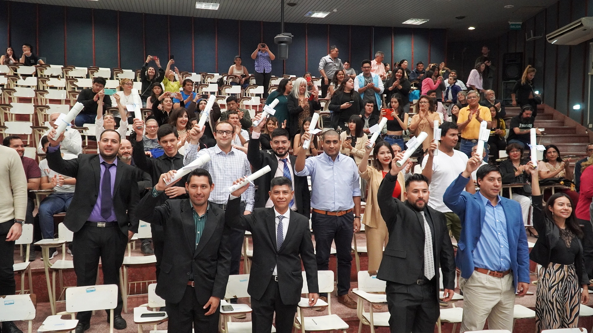 La Universidad Nacional de Salta cuenta con 294 nuevos Egresados/as ...