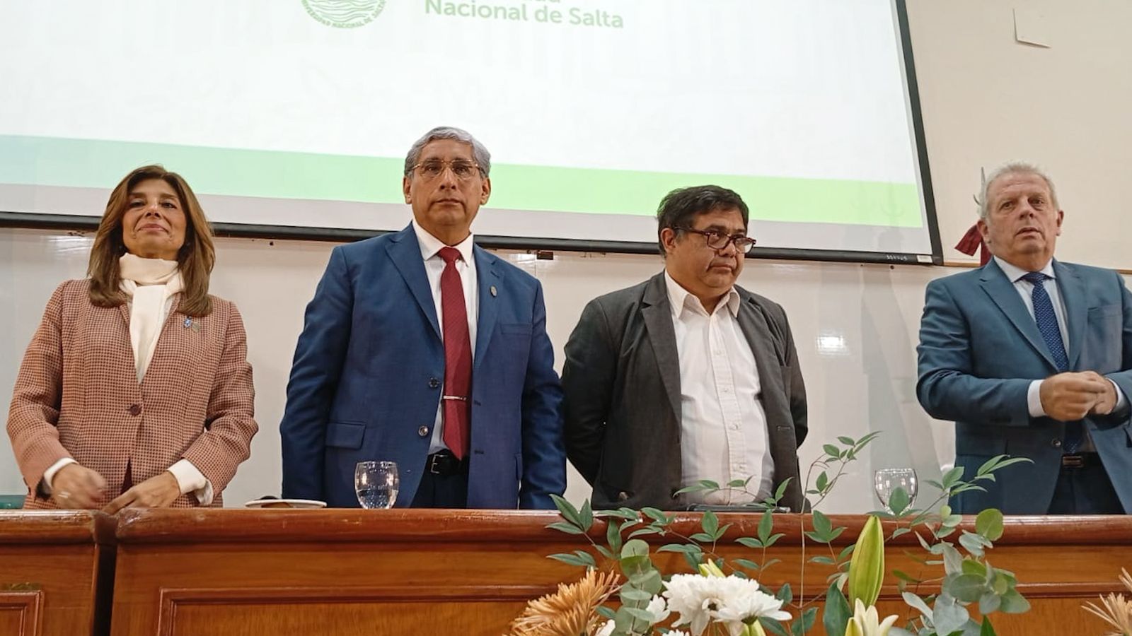 Asunción de nuevas autoridades en la UNSa: Miguel Nina y María Rita Martearena inician su ...